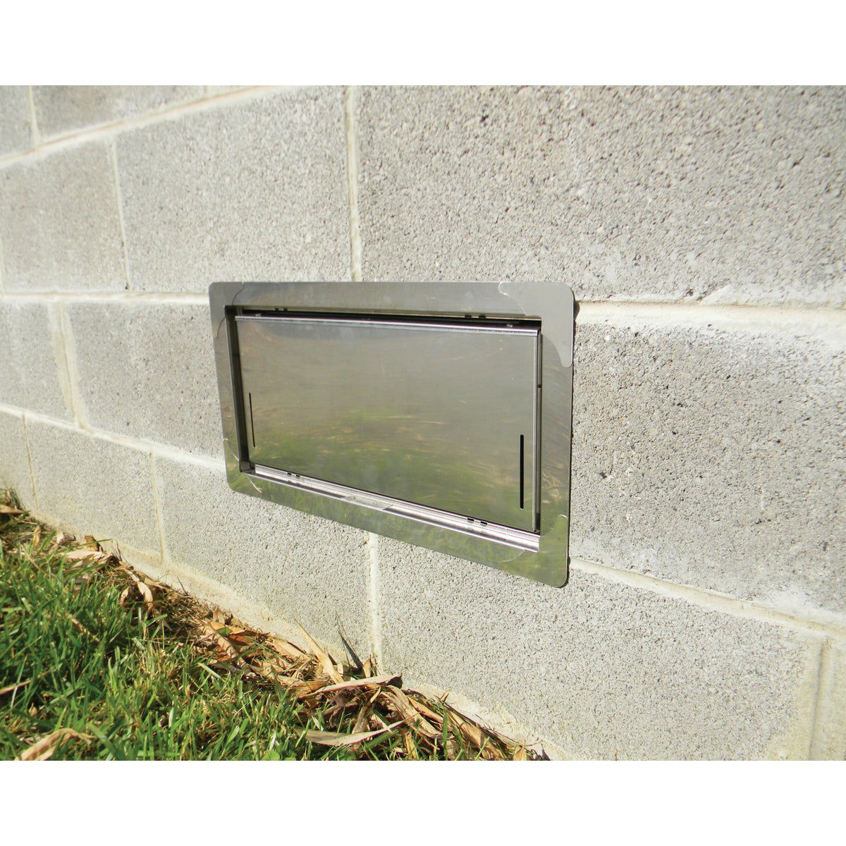 Smart Vent 8 In. x 16 In. Flood Protection Foundation Vent | Do it Best