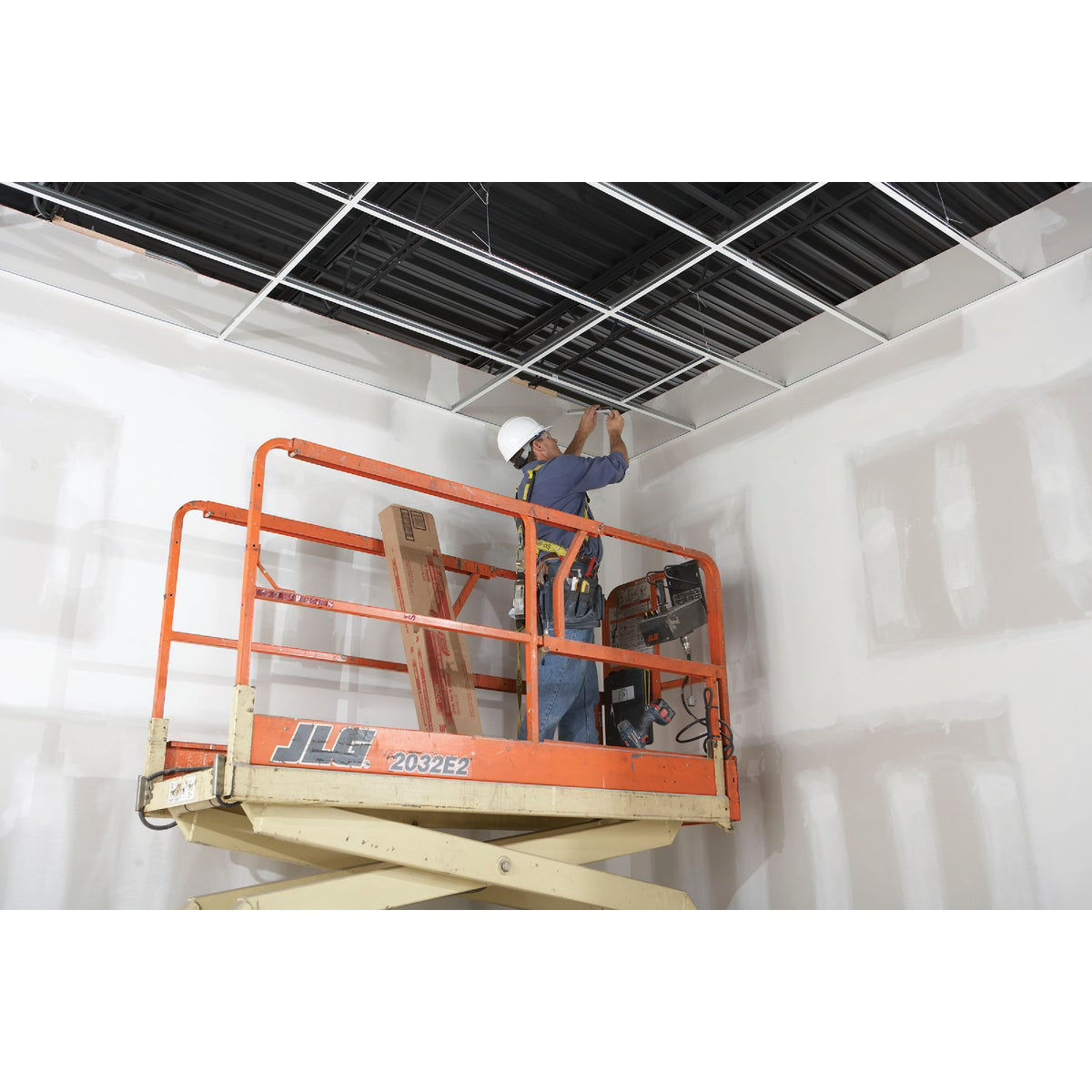 Donn 2 Ft. x 1 In. White Steel Fire Resistant Ceiling Tile Cross Tee ...