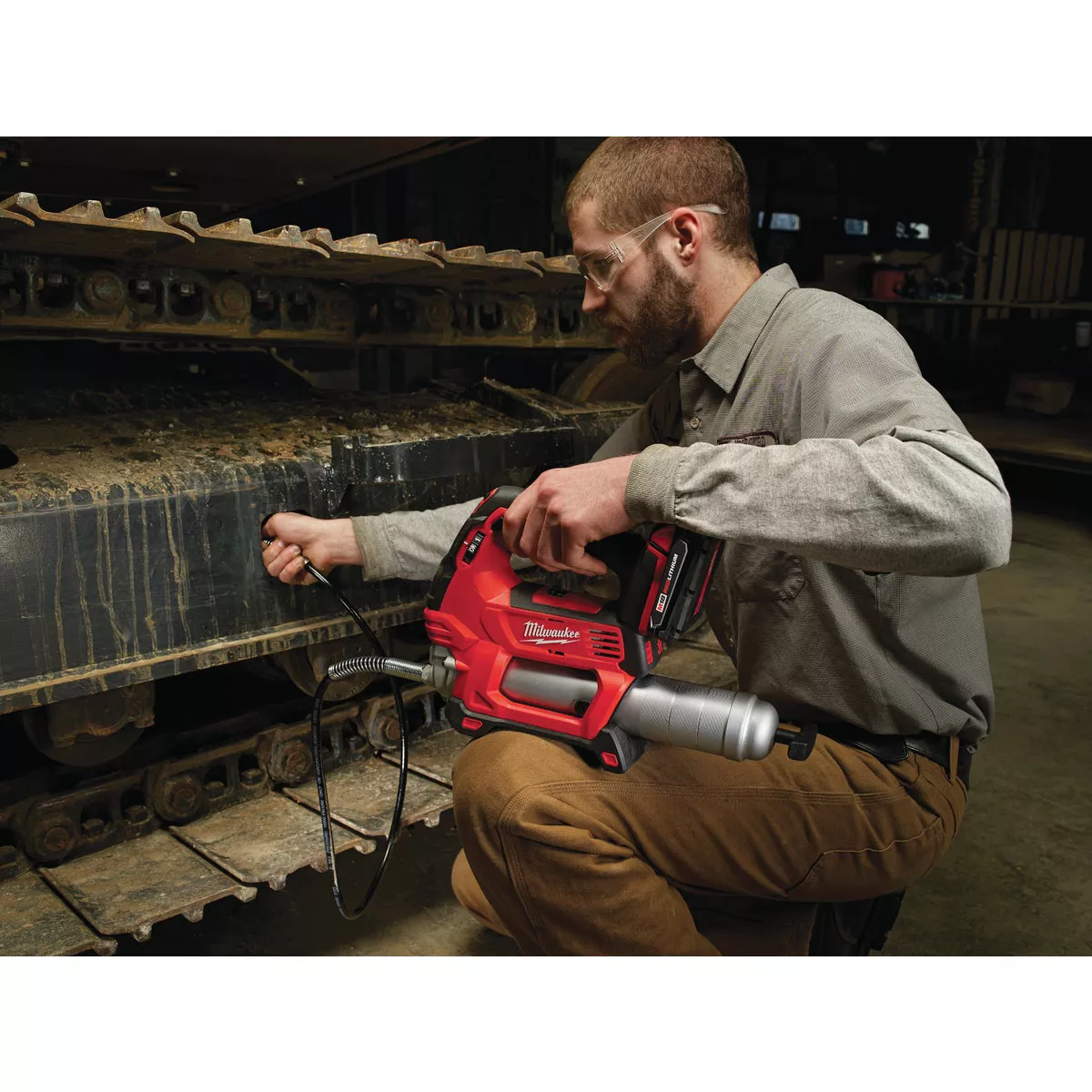 Milwaukee cordless grease gun store