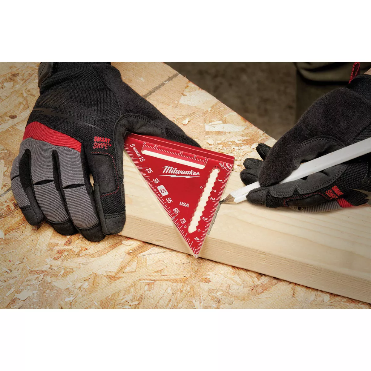 Milwaukee 4-1/2 In. Aluminum Trim/Rafter Square | Do it Best