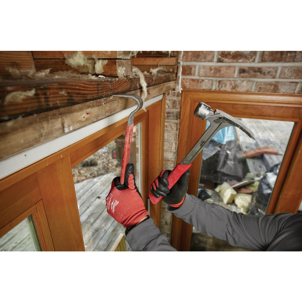 Milwaukee 28 Oz. Milled-Face Framing Hammer with Steel I-Beam Handle ...