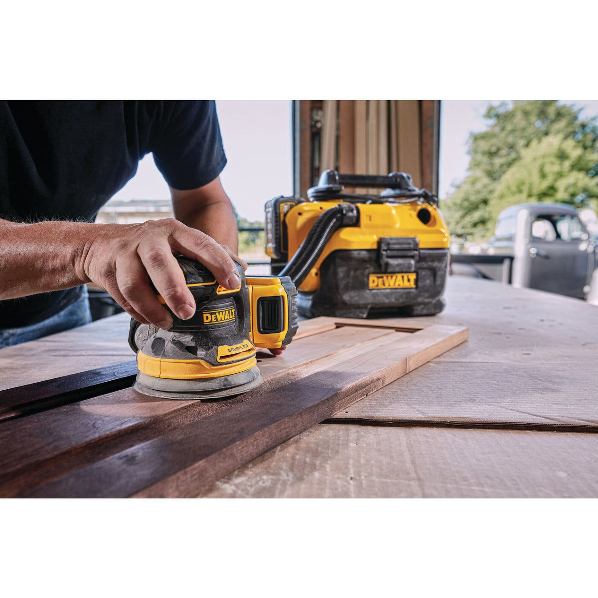 DEWALT 20V MAX XR Brushless 5 In. Random Orbit Cordless Sander (Tool ...