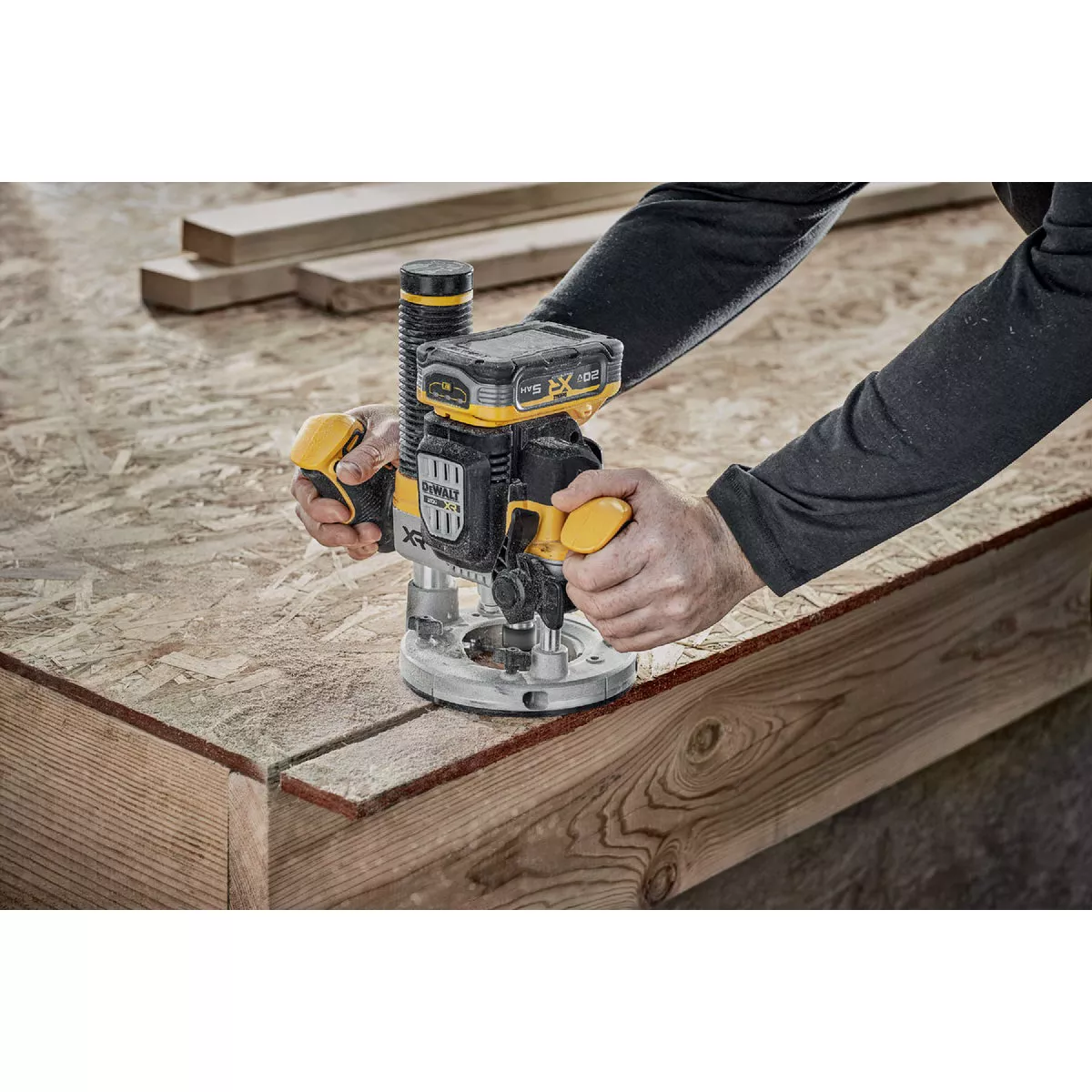 DEWALT 20V MAX XR Brushless 1/4 In. & 1/2 In. 2.25 Peak HP Cordless ...