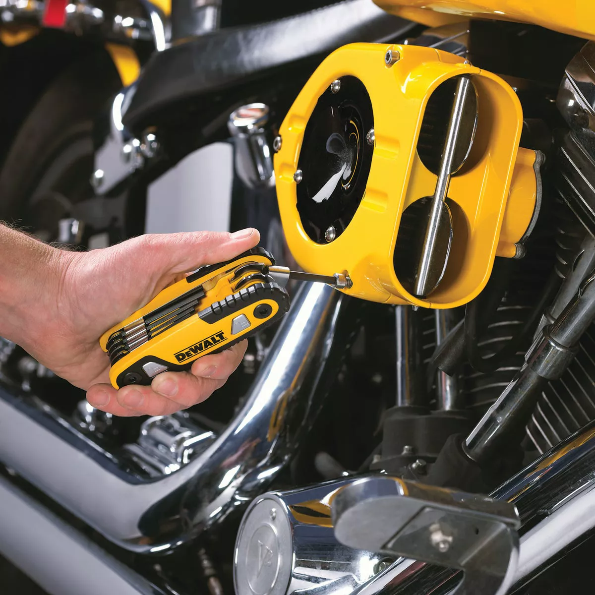 DEWALT Metric Folding and Locking Hex Key Set, 8-Piece | Do it Best