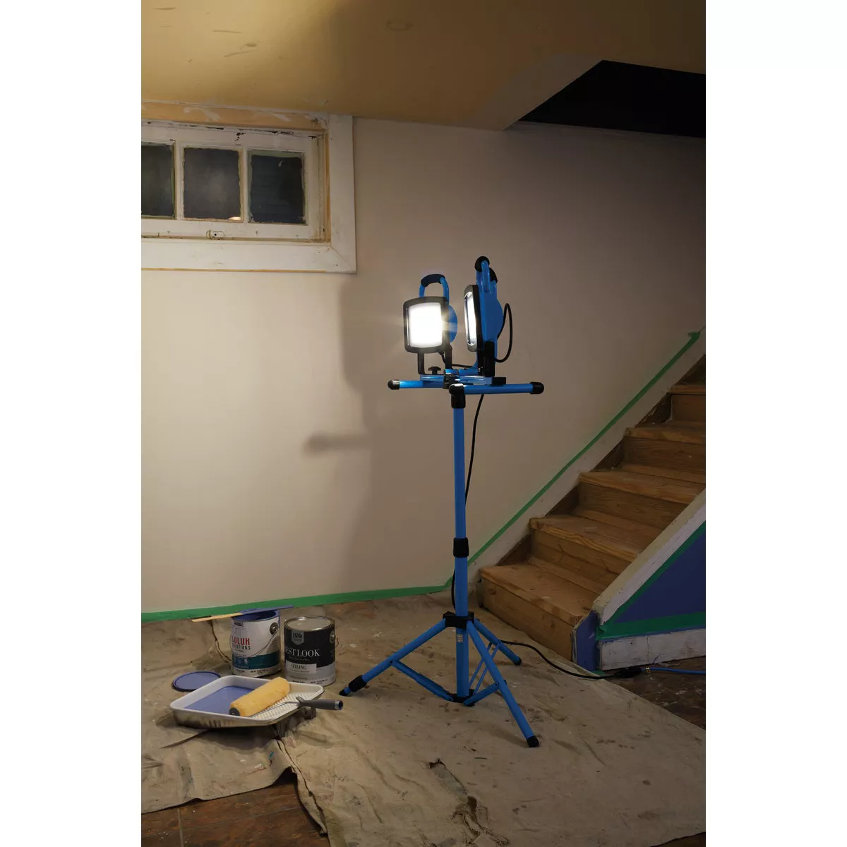Channellock 13,200 Lm. LED Twin Head Tripod Stand-Up Work Light | Do it ...