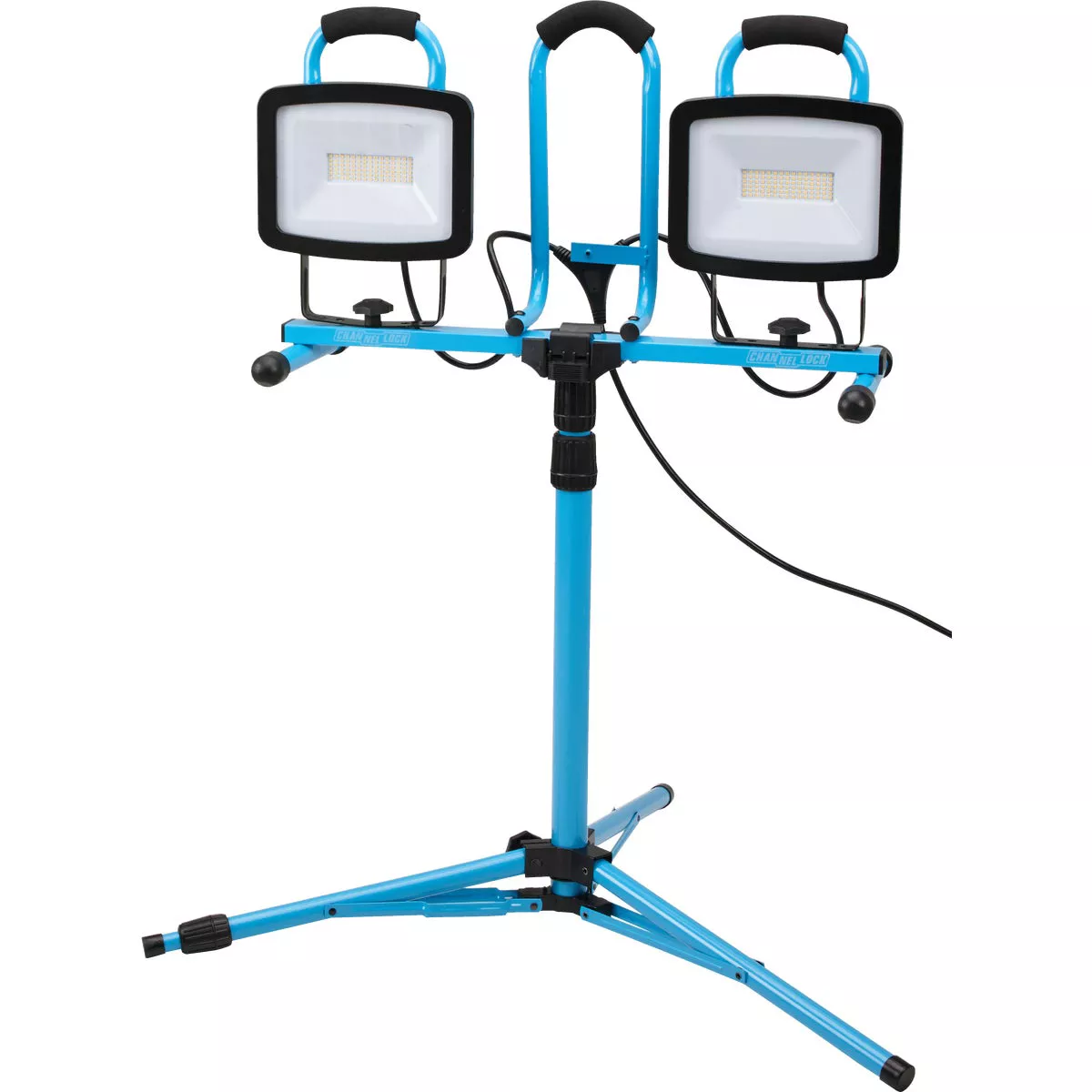 Channellock 13,200 Lm. LED Twin Head Tripod Stand-Up Work Light | Do it ...