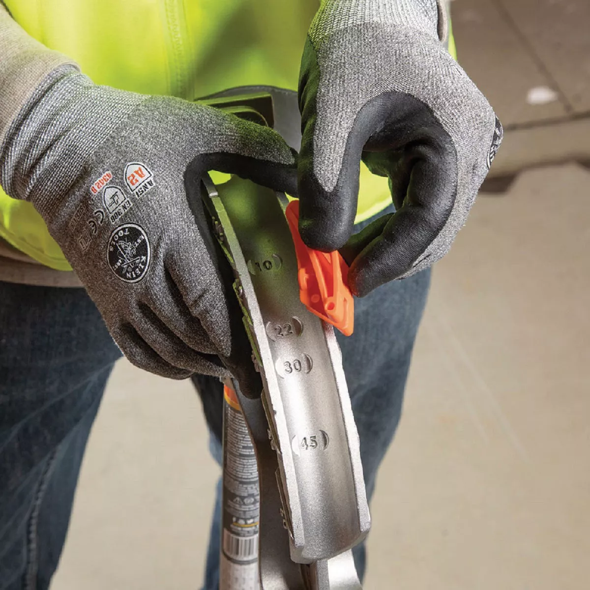 Klein Tools 1/2 In. EMT Aluminum Conduit Bender with Angle Setter | Do ...