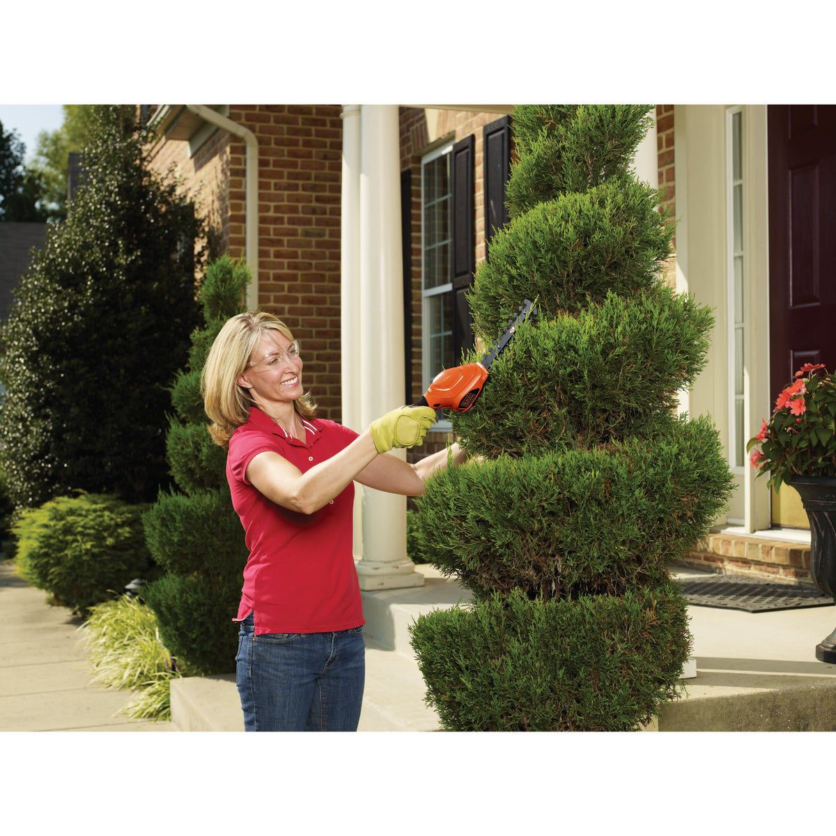 Black & Decker 6 In. 3.6V Lithium Ion Cordless Grass Shear & Shrubber ...