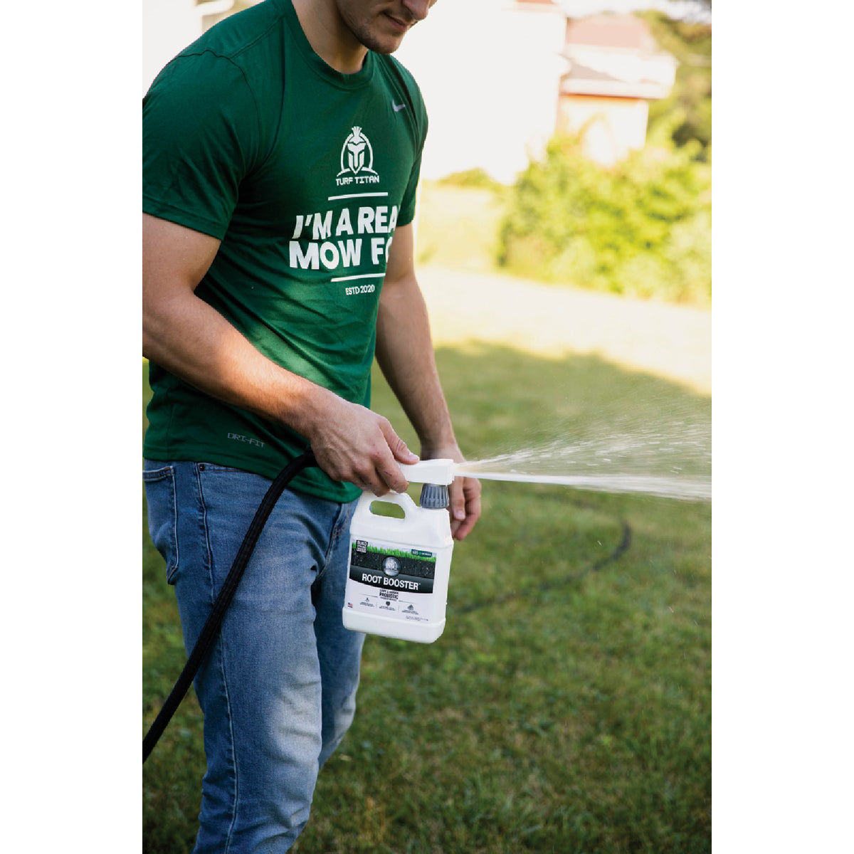 Turf Titan Root Booster 32 Oz. 6000 Sq. Ft.1-0-0 Lawn & Garden Starter ...