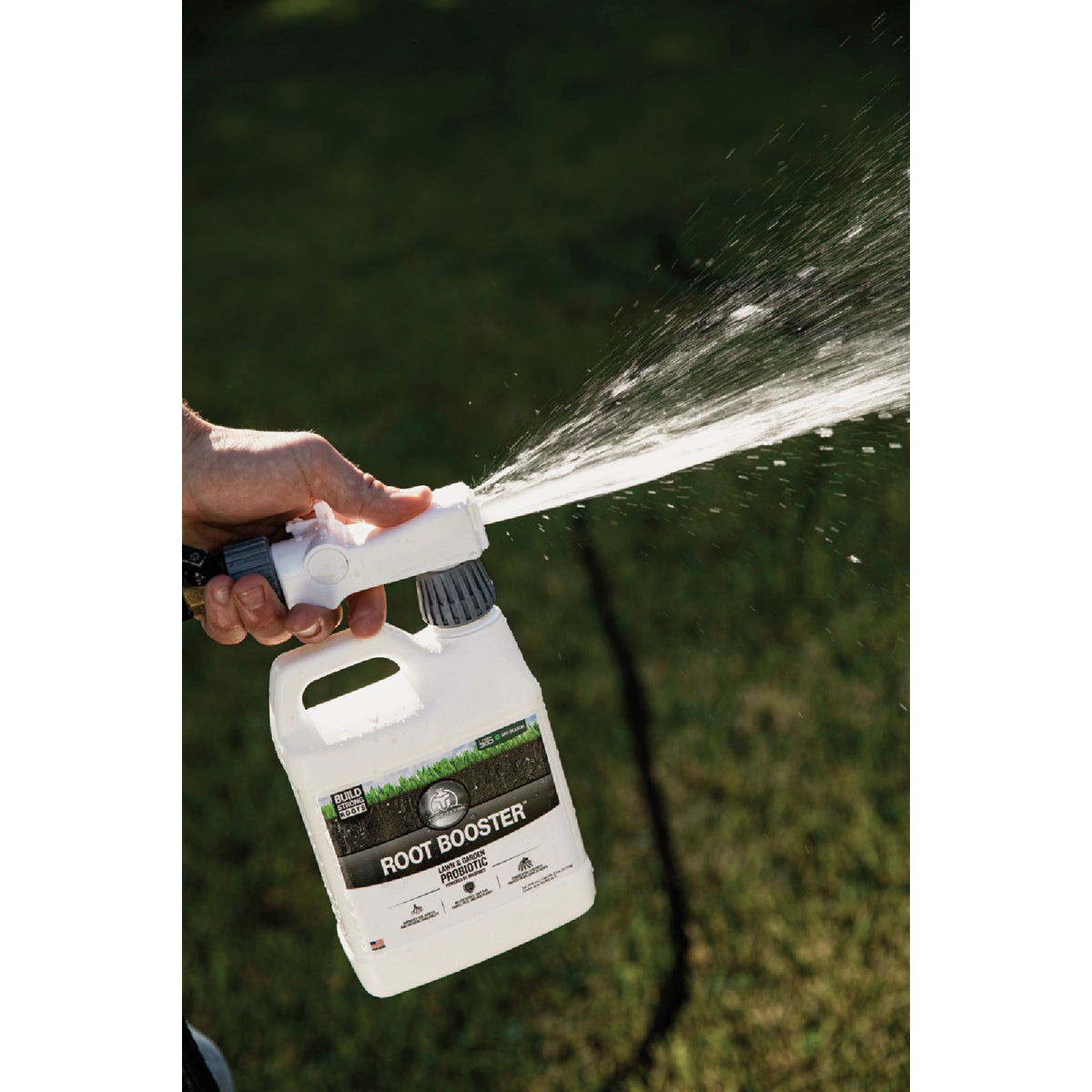 Turf Titan Root Booster 32 Oz. 6000 Sq. Ft.1-0-0 Lawn & Garden Starter ...