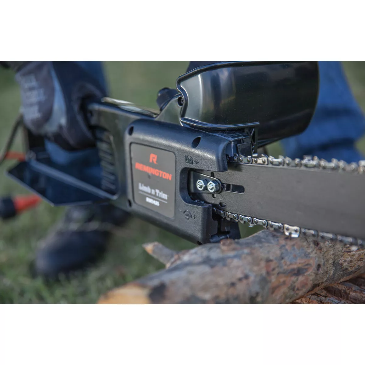 Remington Limb N Trim RM1425 14 In. 8A Electric Chainsaw Do it Best