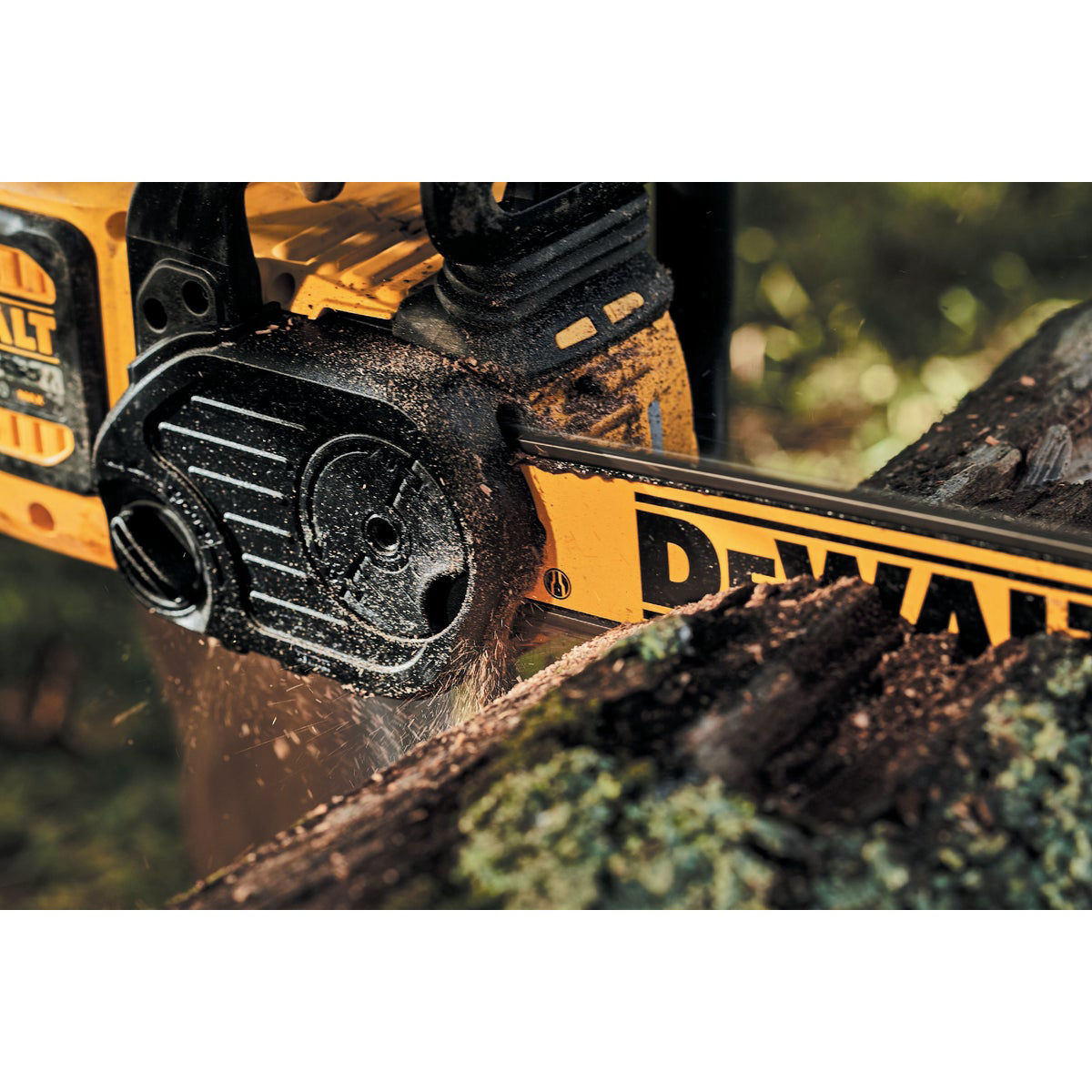DEWALT FLEXVOLT 60V MAX Brushless 16 In. Cordless Chainsaw (Tool Only ...