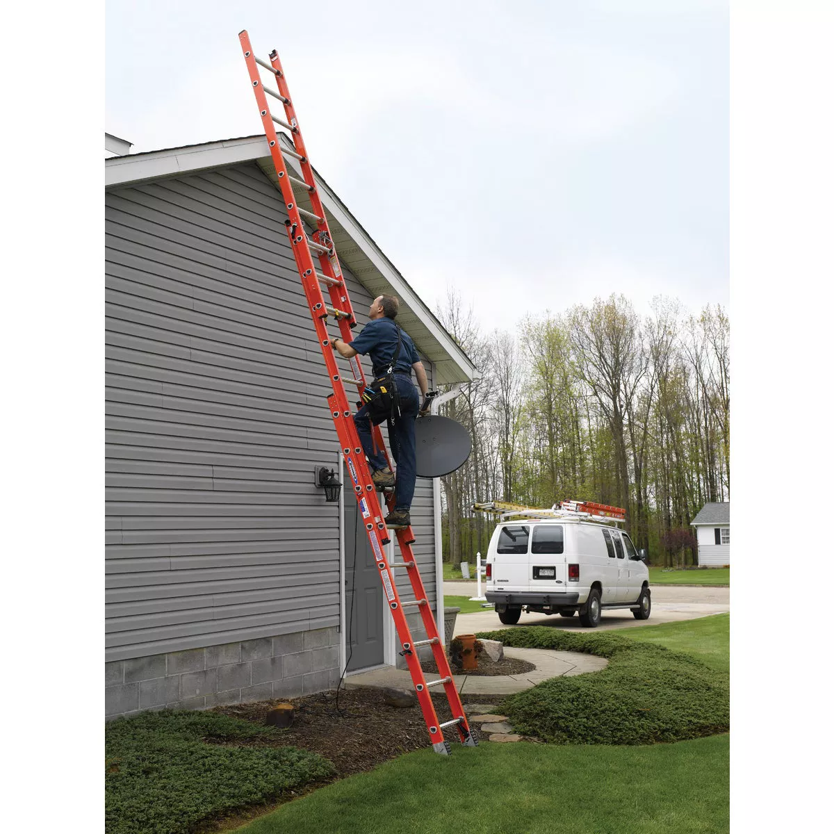 Werner 24 Ft. Compact Fiberglass Extension Ladder with 300 Lb. Load Capacity Type IA Duty Rating Do it Best