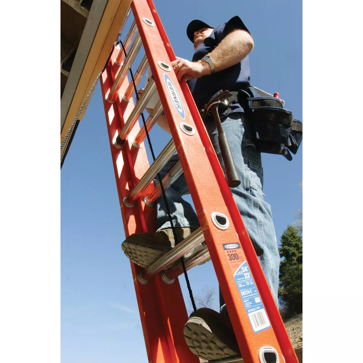 Werner 24 Ft. Fiberglass Extension Ladder with 300 Lb. Load Capacity ...