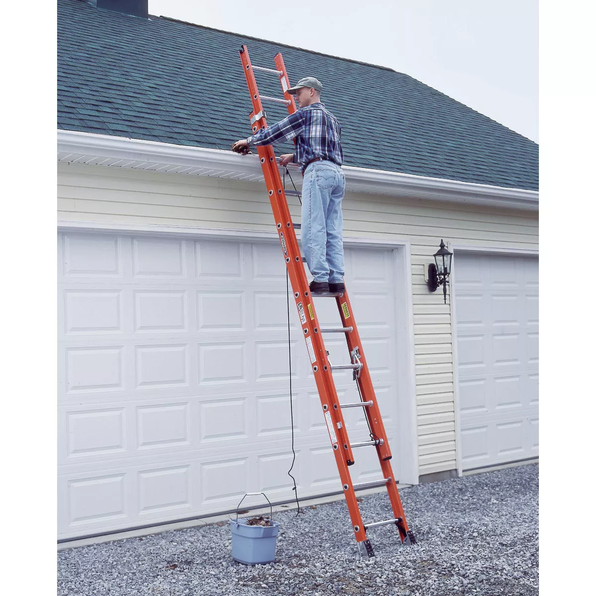 Werner 24 Ft. Fiberglass Extension Ladder with 300 Lb. Load Capacity ...