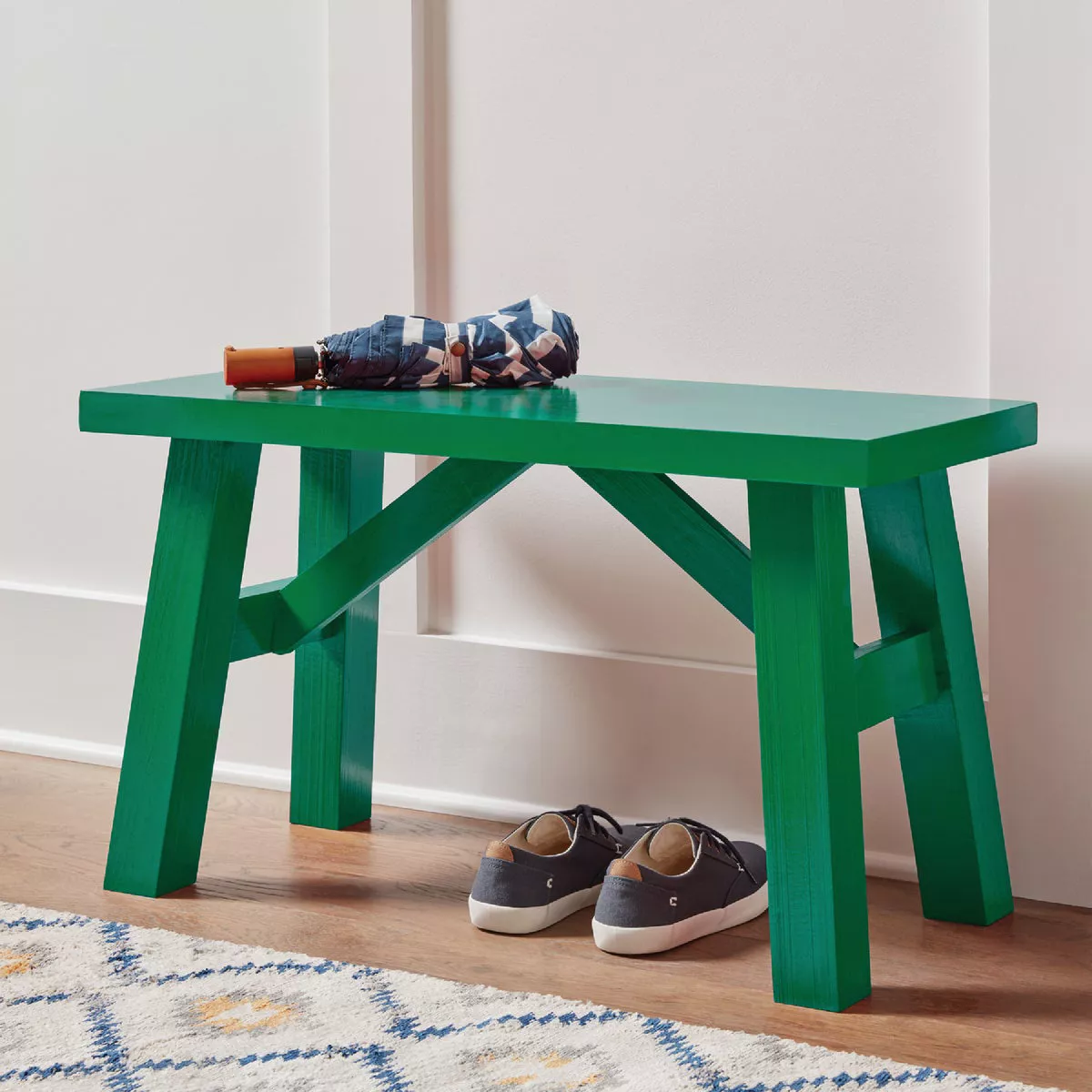 Krylon ColorMaxx 12 Oz. Gloss Spray Paint, Emerald Green | Do it Best