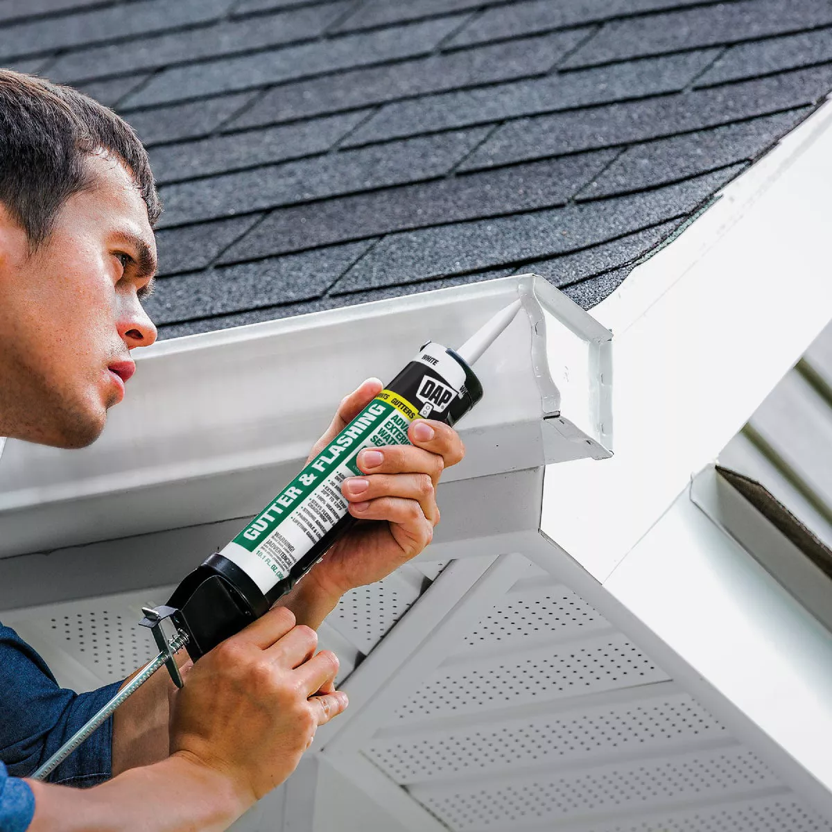 Dap 10.1 Oz. White Advanced VOC-Compliant Exterior Gutter & Flashing ...