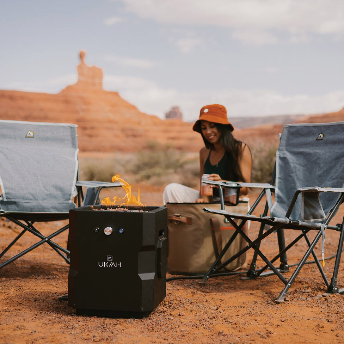 Ukiah Tailgater II 17 In. Black Square Gas Fire Pit with Beat to Music Technology | Do it Best